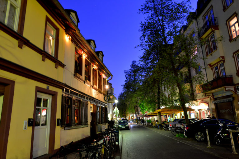 Geschäfte & Restaurants in Bornheim | Rund um die Berger Strasse